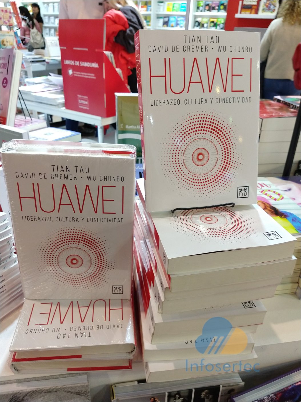 Presentación del libro «Huawei: Liderazgo, Cultura y Conectividad»